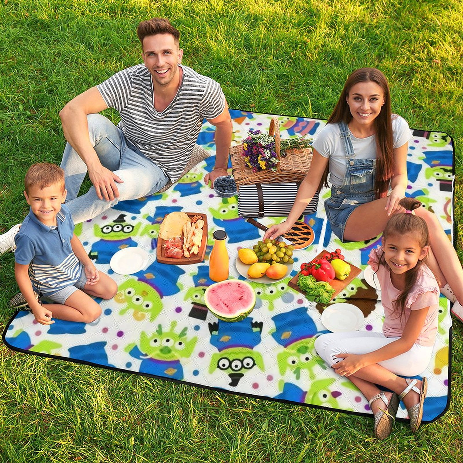 Pixar Toy Story Cartoon Alien Picnic Blanket Outdoor Extra Large Picnic ...