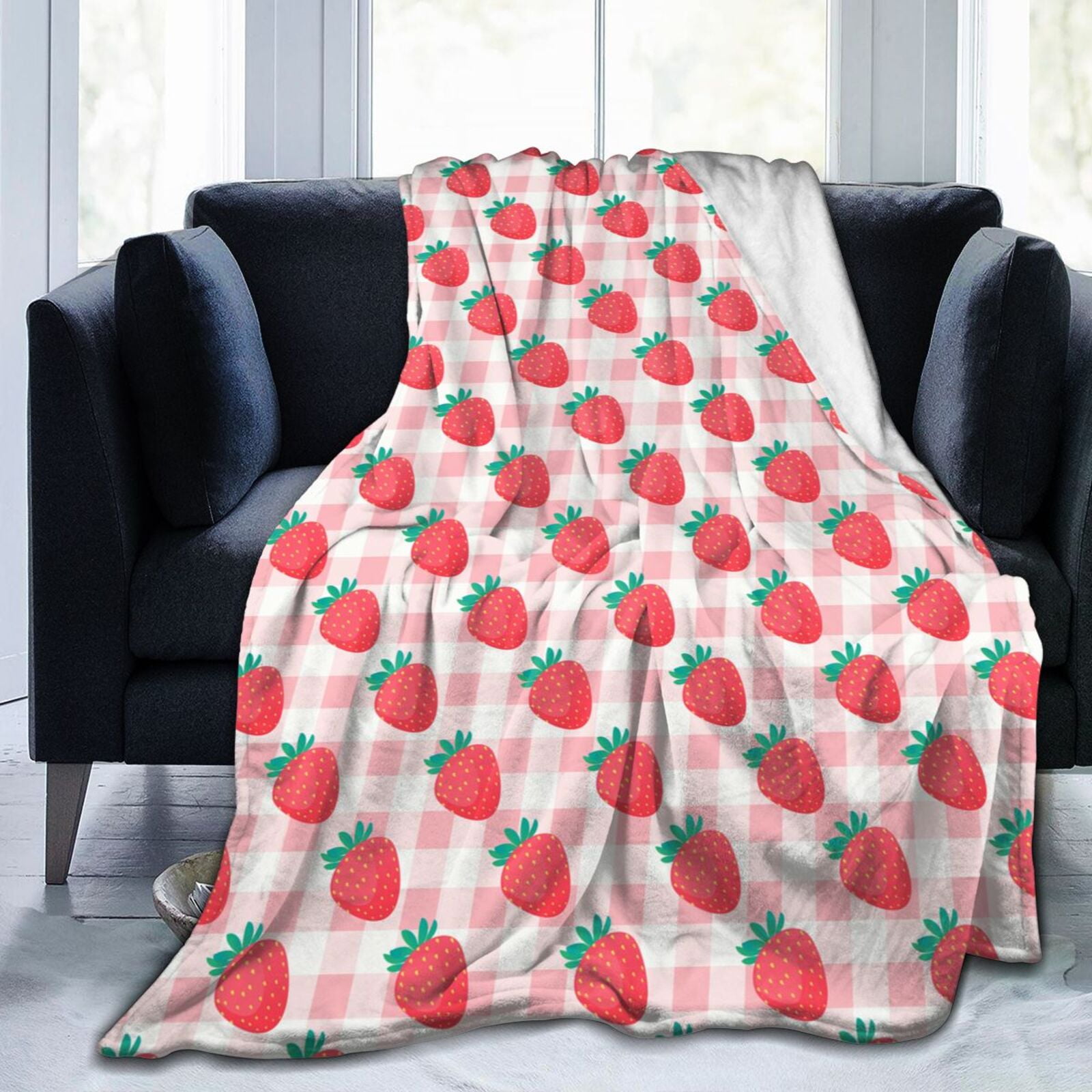 Plaid Strawberry Throw Blanket Soft Cozy Warm Durable Fuzzy Flannel ...