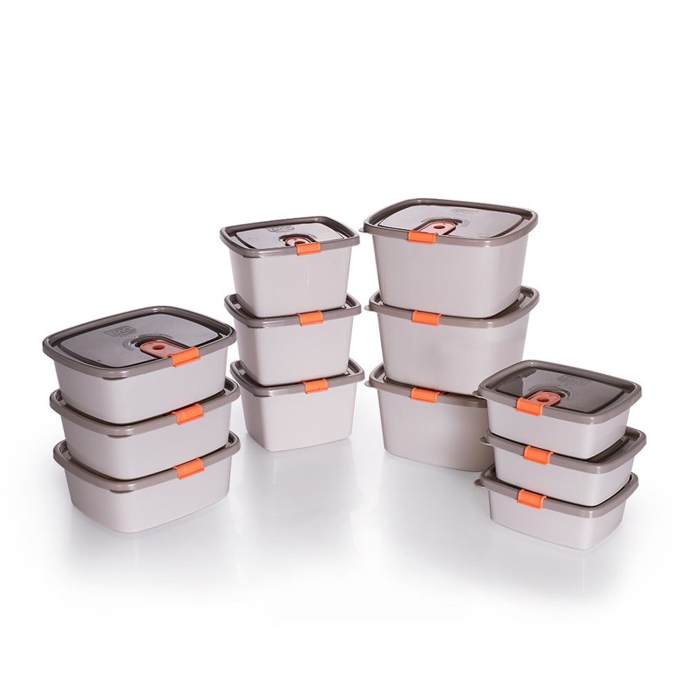 Plastic Food Storage Containers w/attached Lids. Multi sizes Containers ...