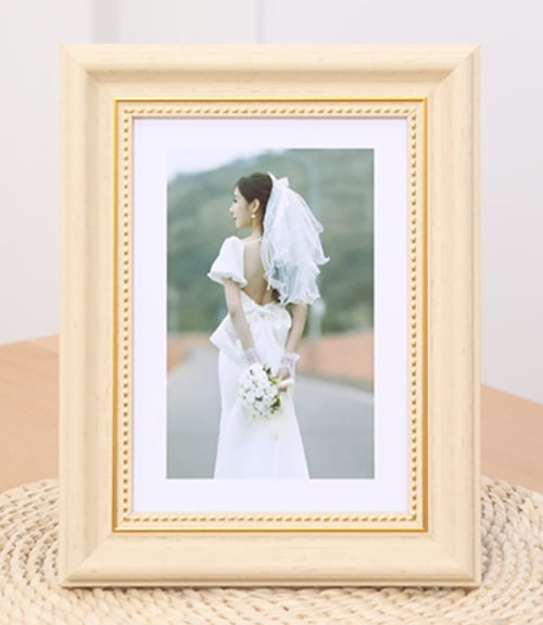 Plastic Picture Frame, High Definition Glass and High-end Modern Style ...