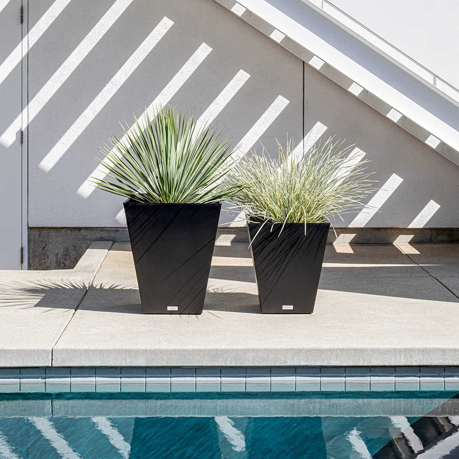 Plastic Planter - Large Pots for Indoor or Outdoor Porch/Patio ...