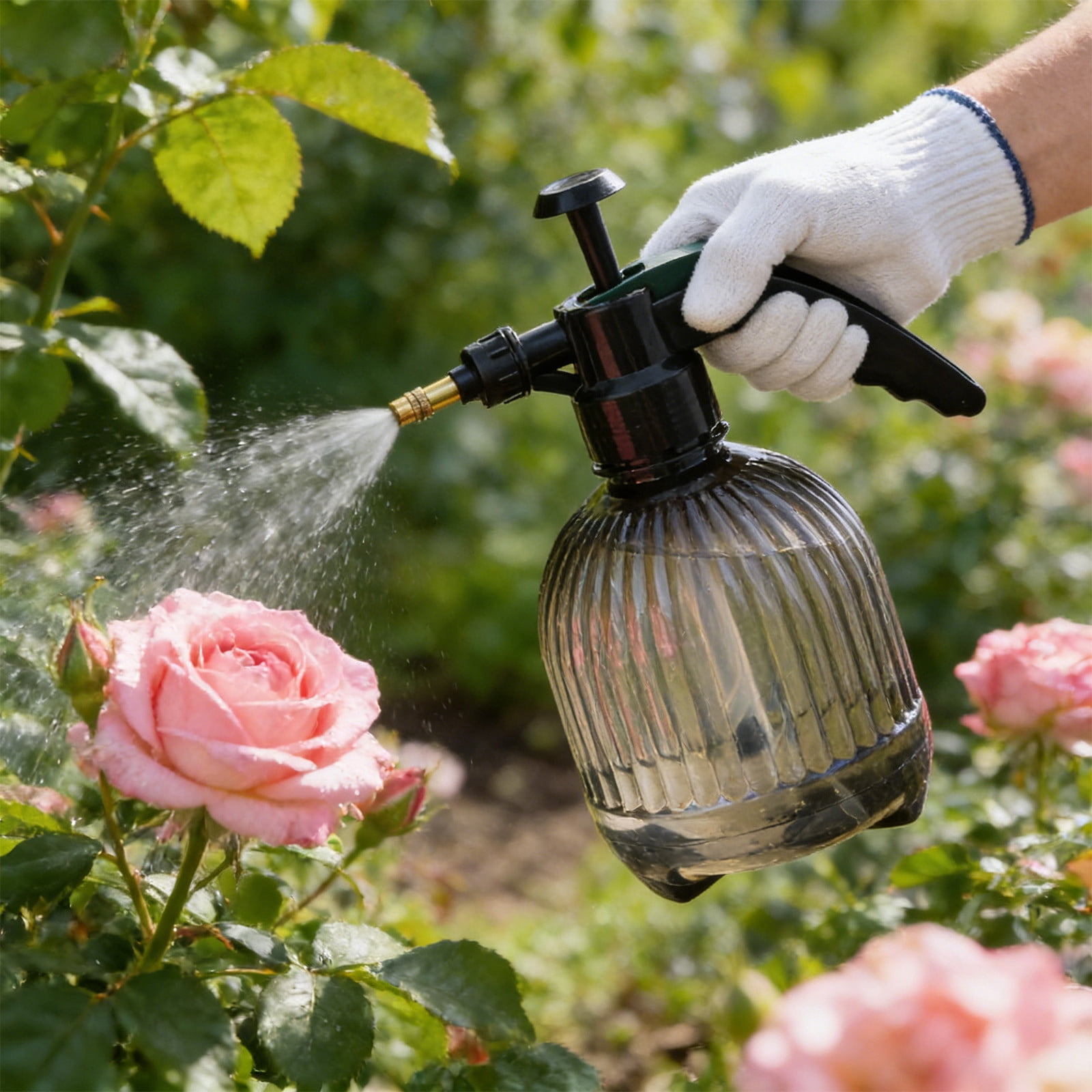 Plastic Pressure Spray Bottle 1.5 Liter - Hand Pump Garden Sprayer ...