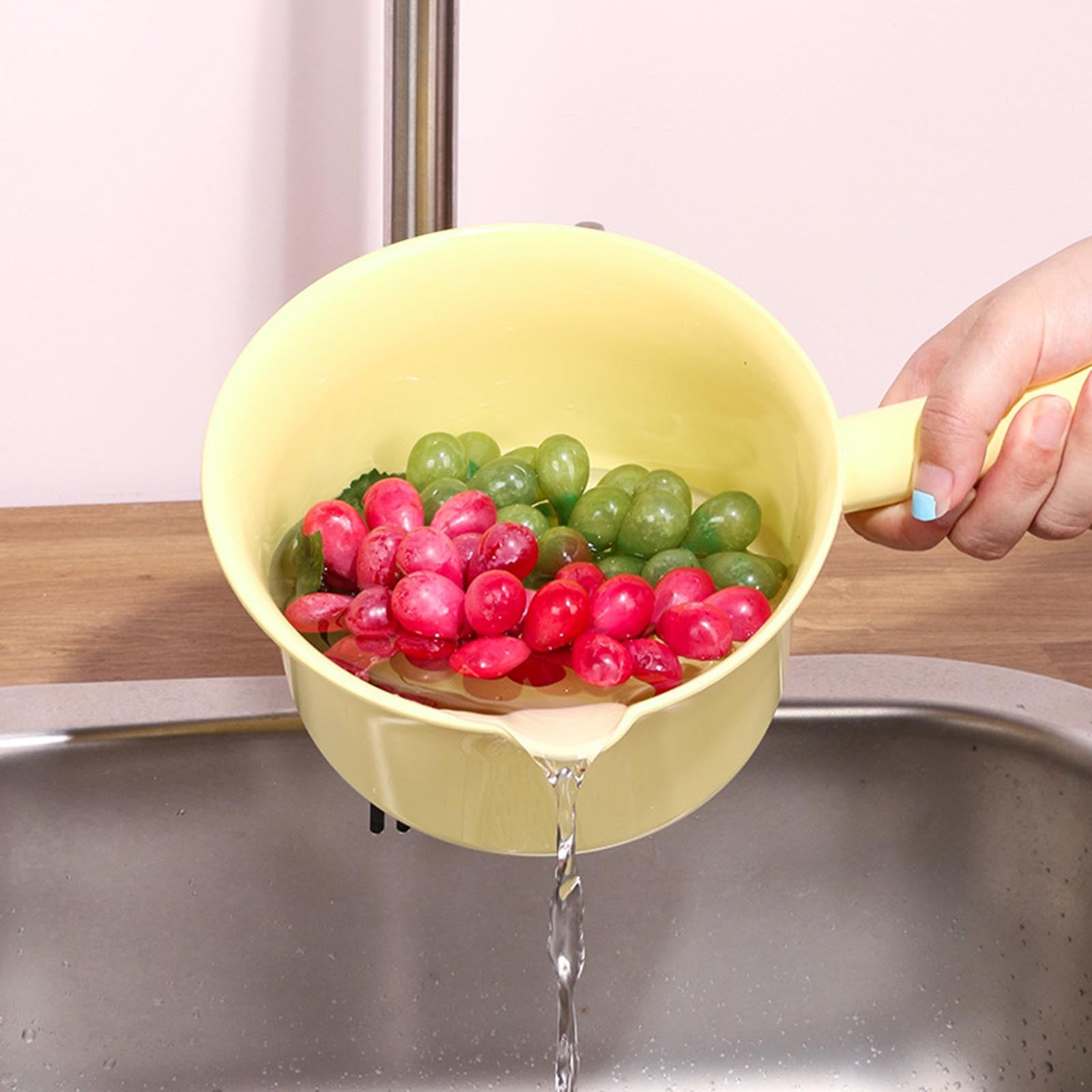 Plastic Water Ladle Bath Ladle Portable Dippers Multipurpose Water ...