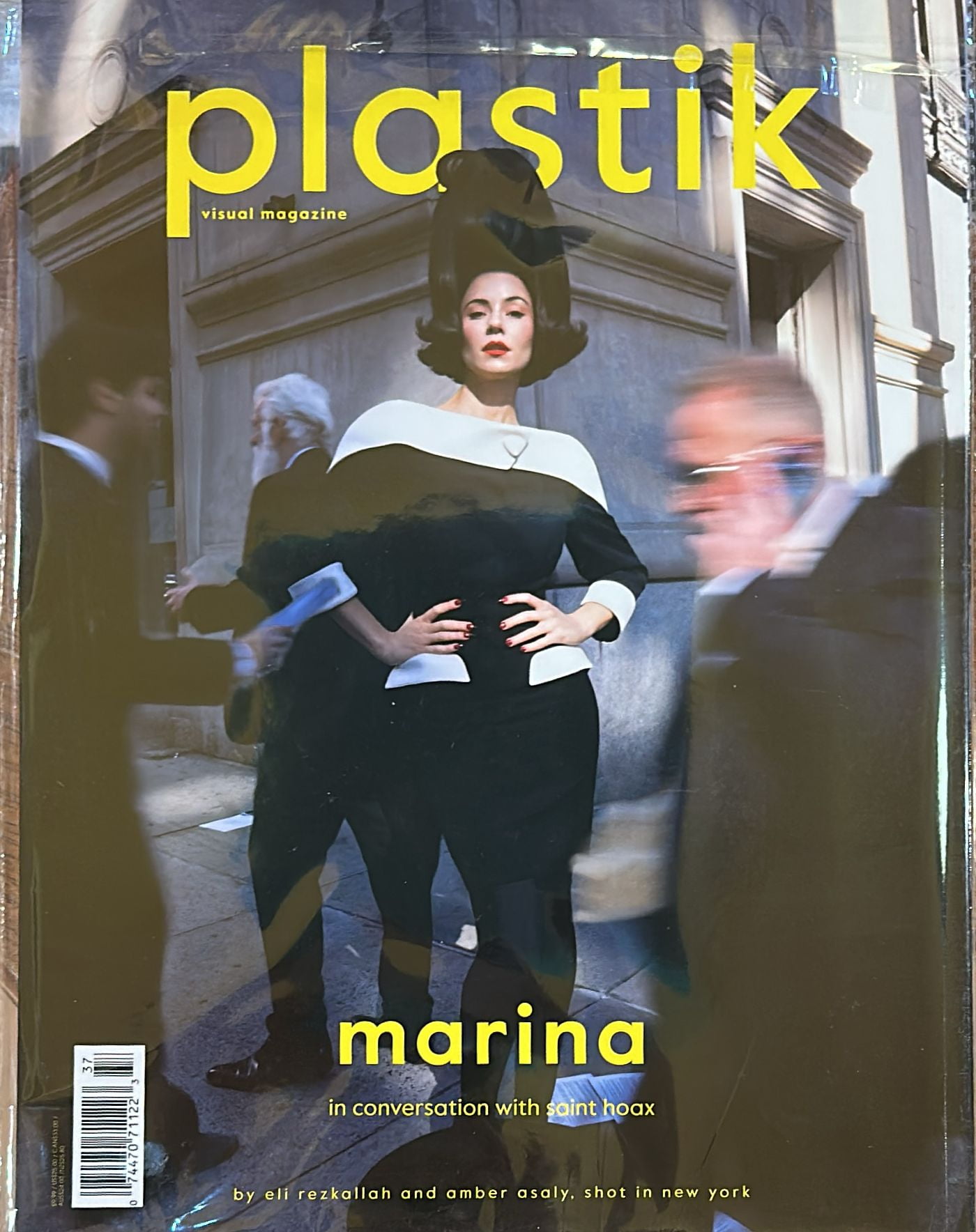 Plastik Visual Magazine Winter 2025 - Walmart.com