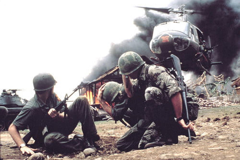 Platoon 24x36 Poster Battle Scene With Helicopter - Walmart.com