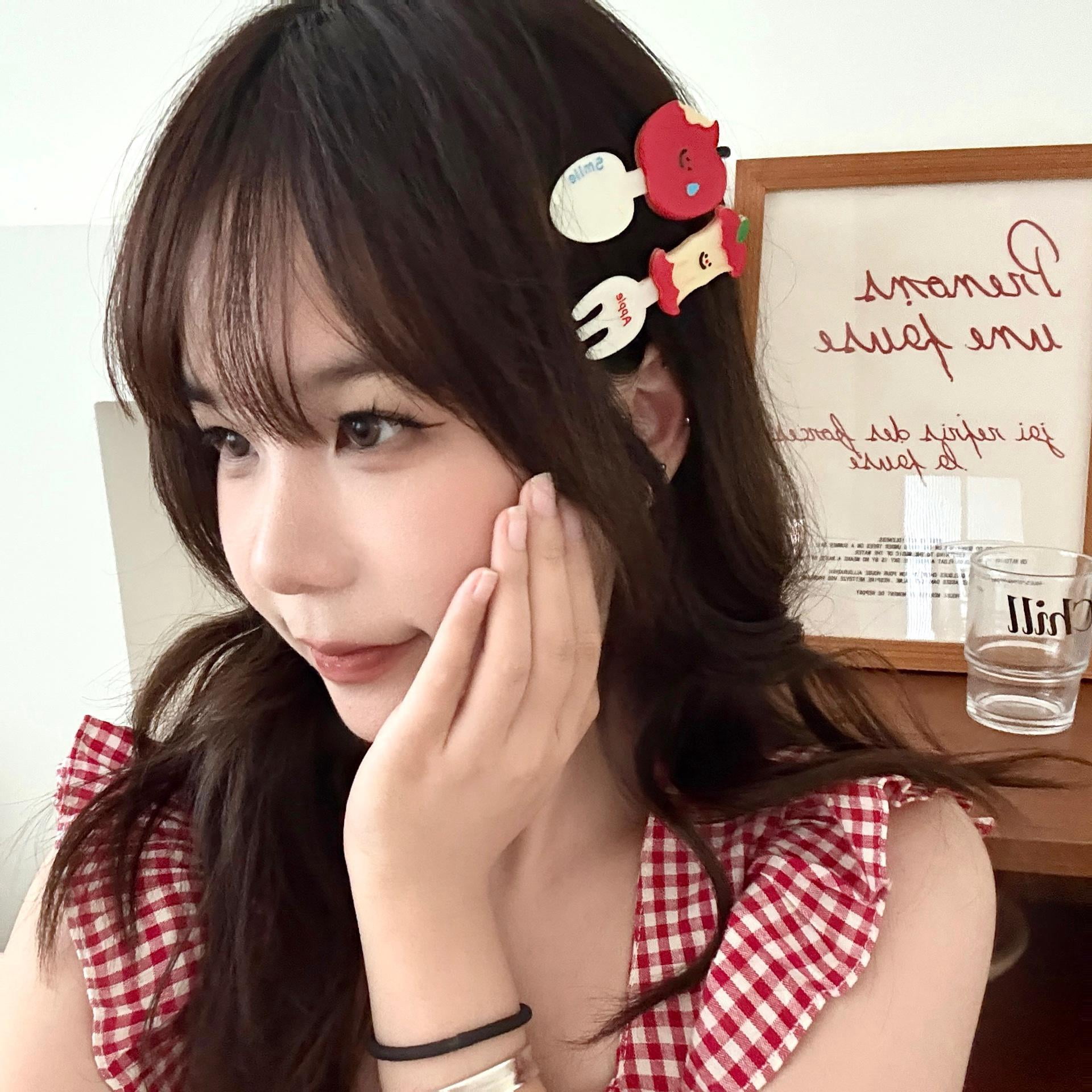 Playful Acrylic Hairpin Set 2 Cute Heart Clips for Bangs Styling Fun ...