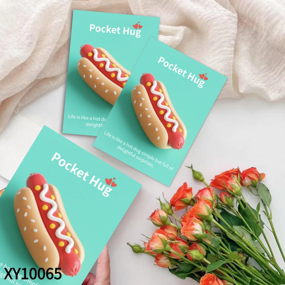 Pocket Hug 2.71 X 3.54 Inches/7 X 9cm, Cute Hot Dog Pocket Hug: Simple ...