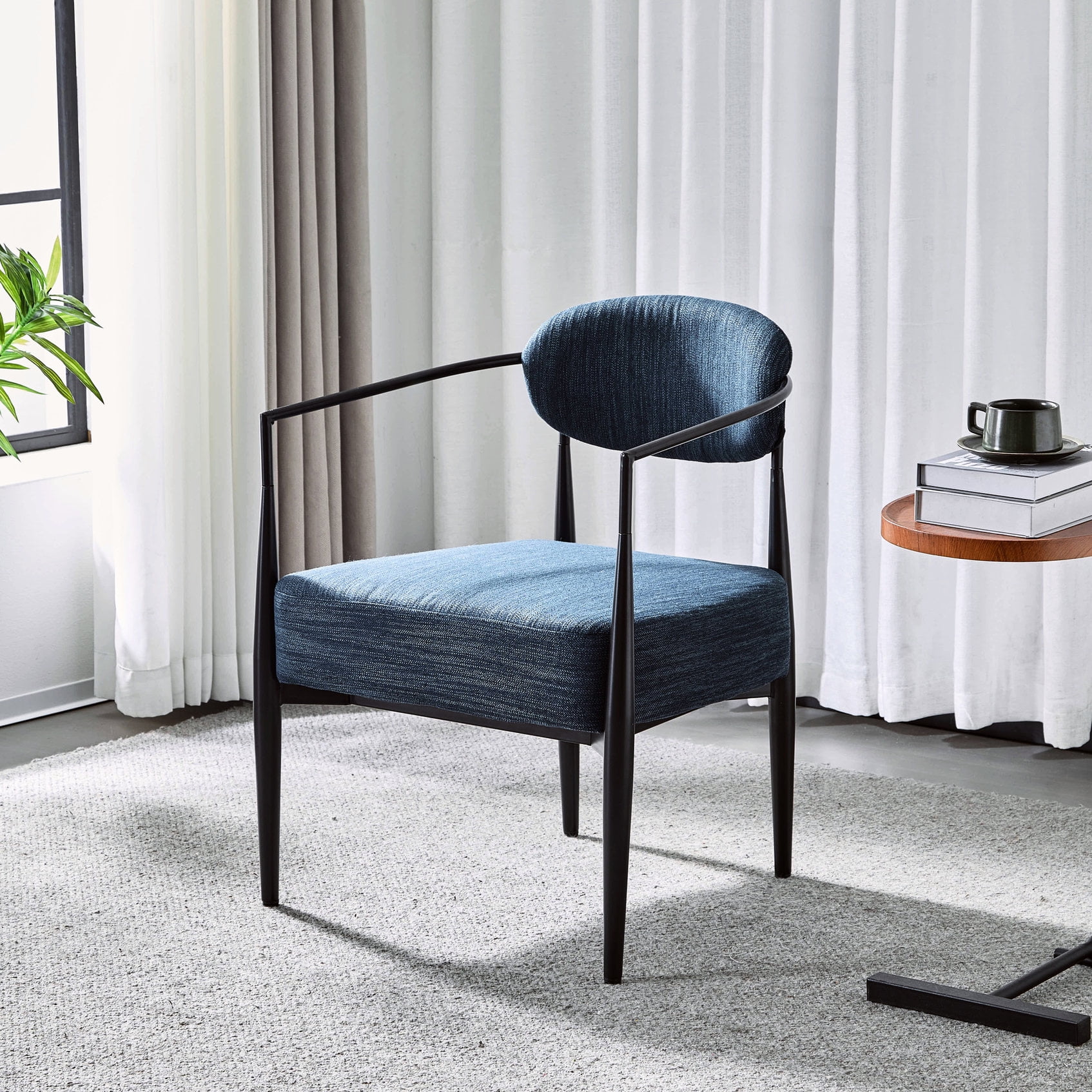 Pocket Spring Seat for Comfort - Create a Cozy Space with This Mid ...