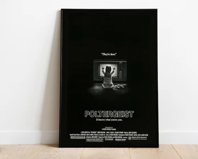 Poltergeist, Tobe Hooper, 1982 - Vintage Retro Horror Movie Poster NO ...