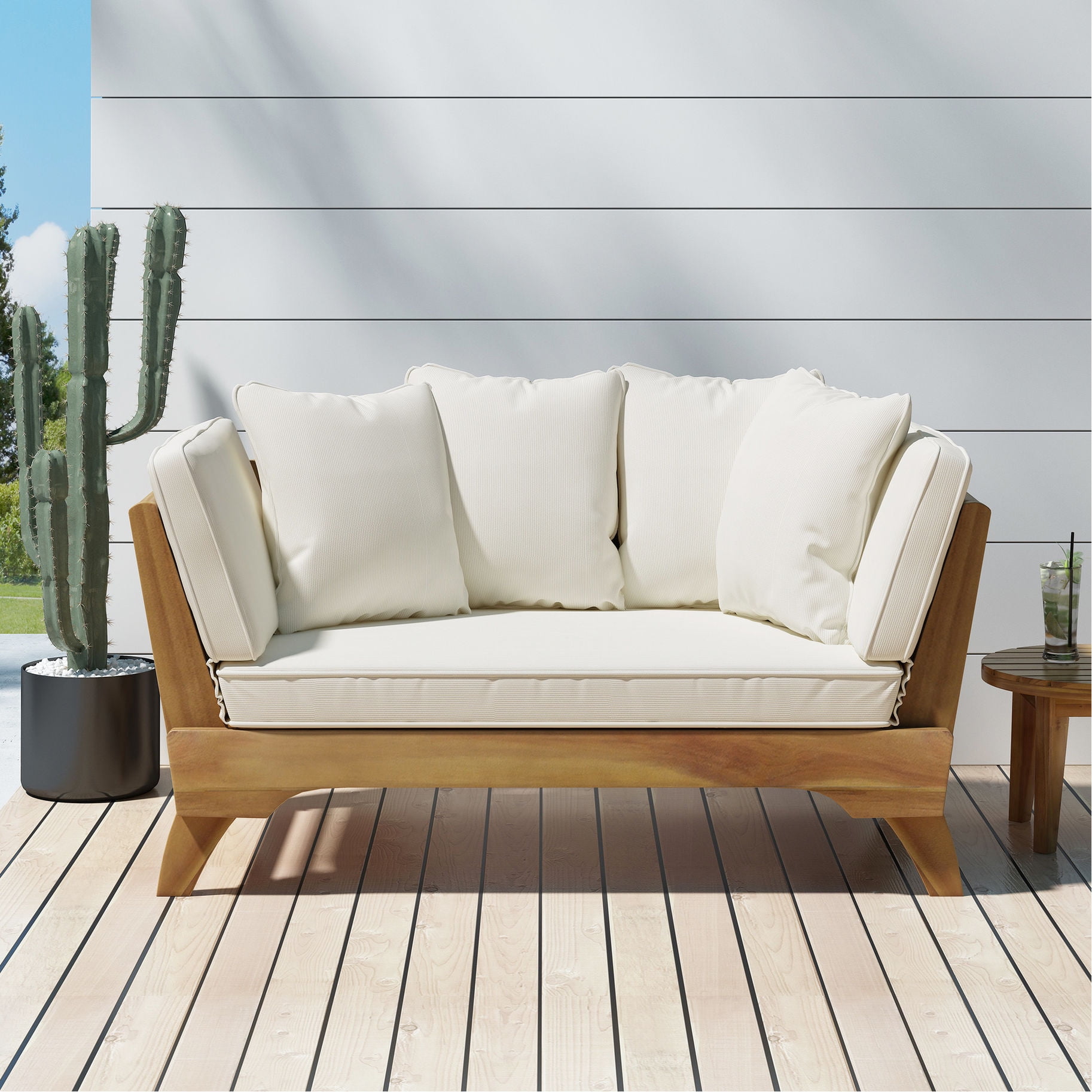 Polyester Material - Resistant to Wear and Tear - Garden Setting ...
