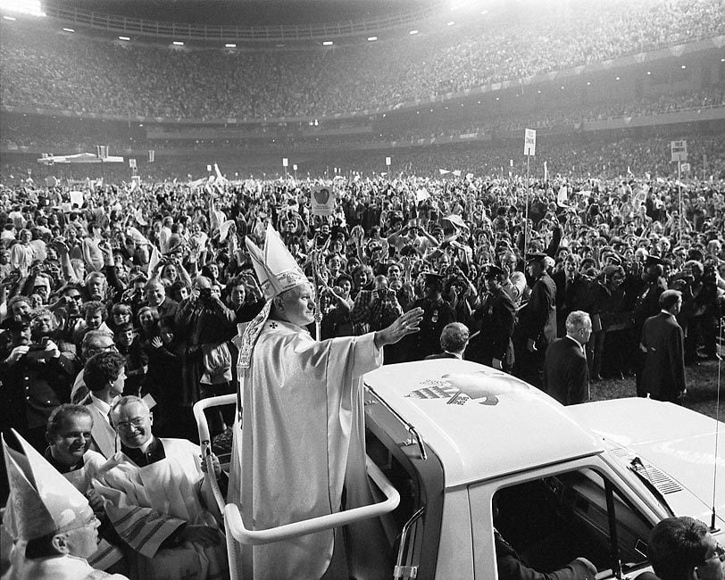 Pope John Paul II Visits US 1979 - 24x36 Inch Glossy Laminated Aviation ...