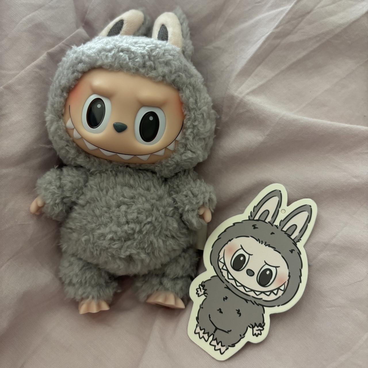 Popmart labubu Labubu pop mart Labubu keychain LABUBU THE MONSTERS ...