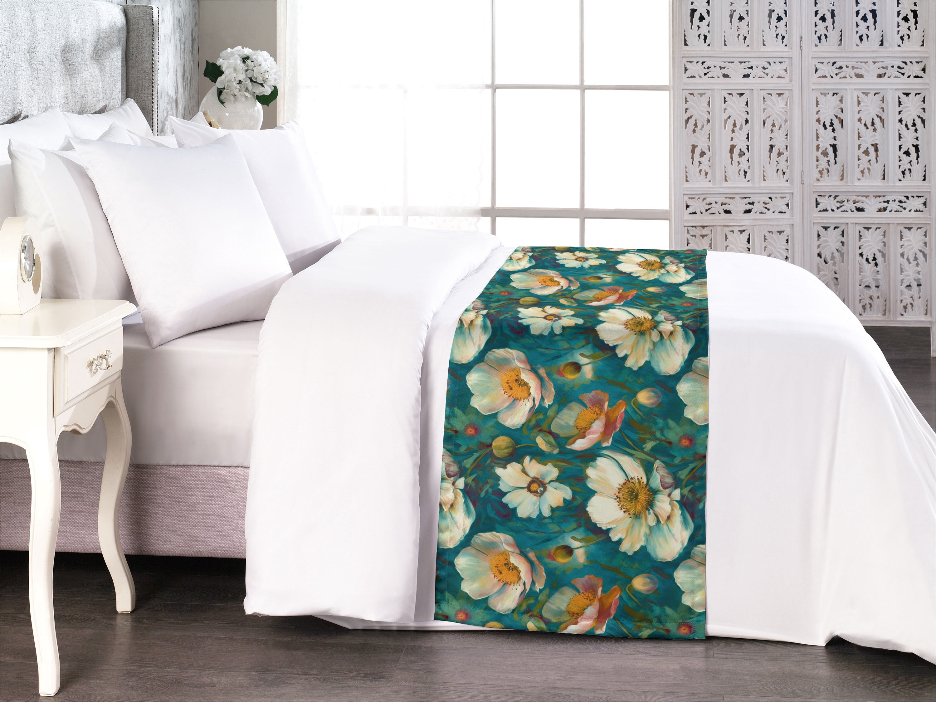 Poppy Pattern Bed Runner, Tropical Jungle Floral Boho with Delicate ...
