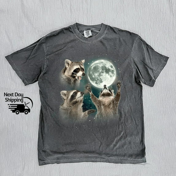 Popular Howling Raccoons At The Moon 90s Shirt, Trendy Raccoons Shirt ...