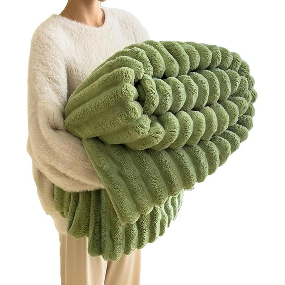 Popular Thickened Rabbit Plush Nap Blanket, Flannel Milk Velvet Cover ...