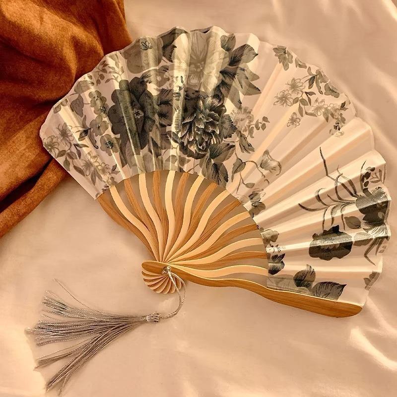 Portable Hand Fold Fan New Chinese Style Dance Props Retro Shell Fan ...