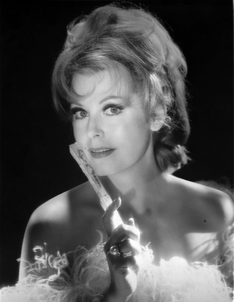 Portrait of Arlene Dahl posed in Black Background Photo Print (24 x 30 ...