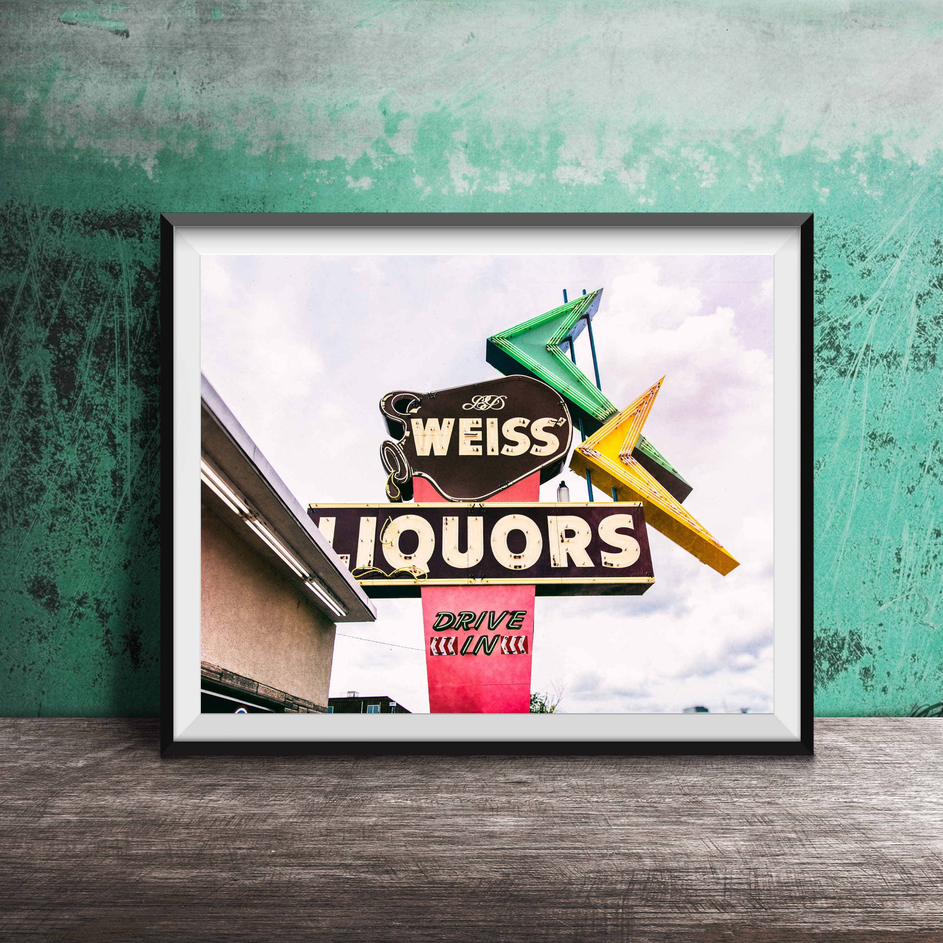Poster East Nashville Neon Sign Photography - WEISS LIQUORS - Street ...