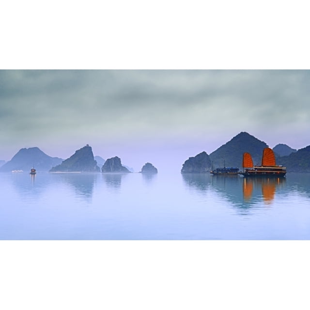 Posterazzi DPI1795157 Halong Bay Vietnam Poster Print by Carson Ganci ...