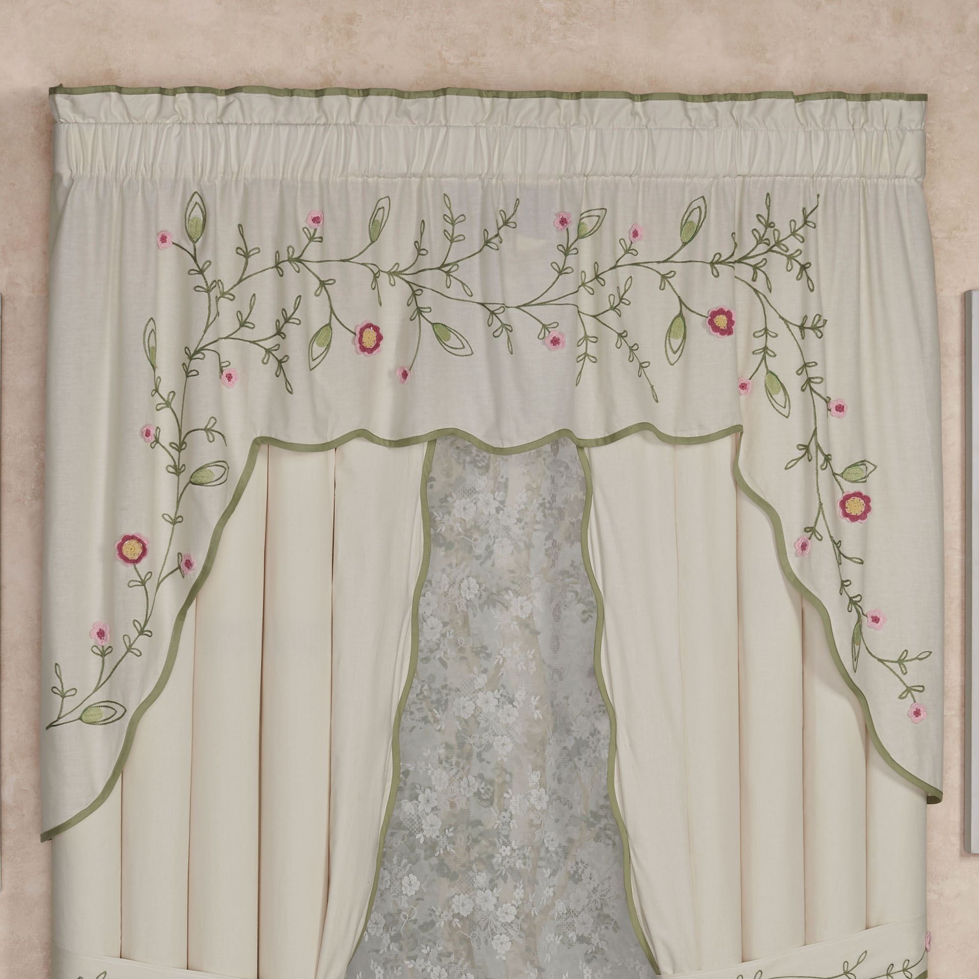 Berry Vine Check Barn Red and Nutmeg 72" x 15.5" Lined Cotton Valance ...