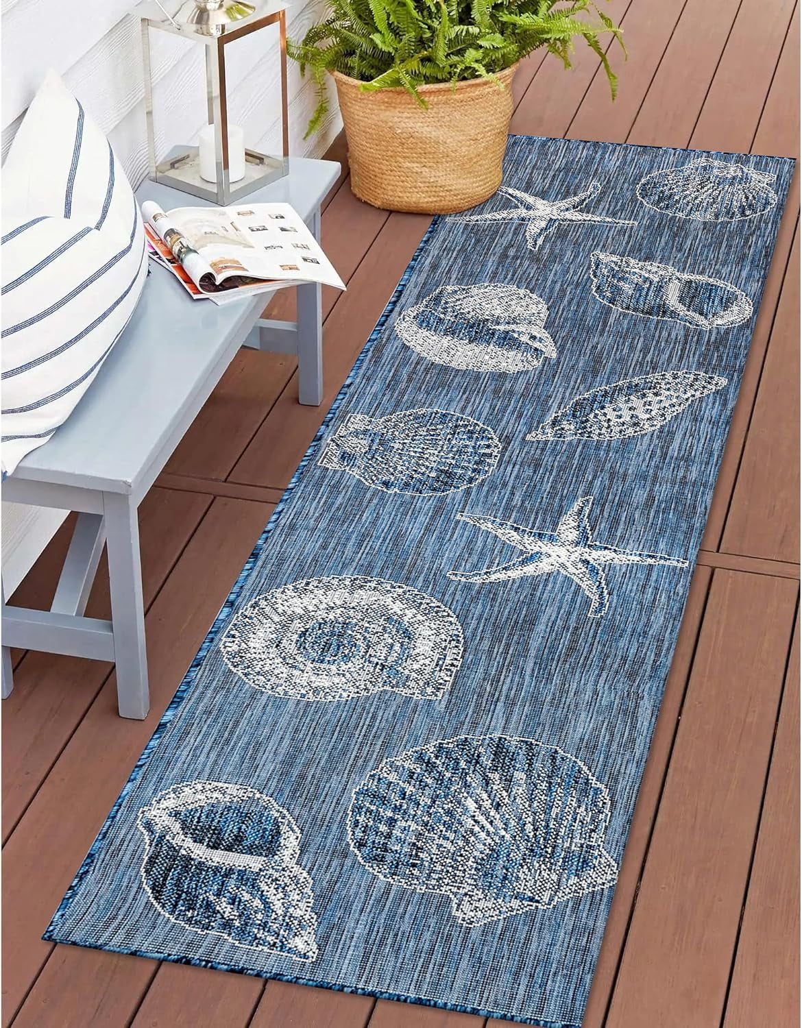 Power Loomed Synthetic Blend Transitional Coastal Seashell Decorative ...