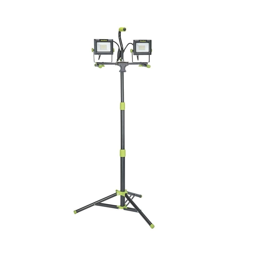 PowerSmith 8000 Lumen Work Light with Stand, All Metal 52" Telescoping ...