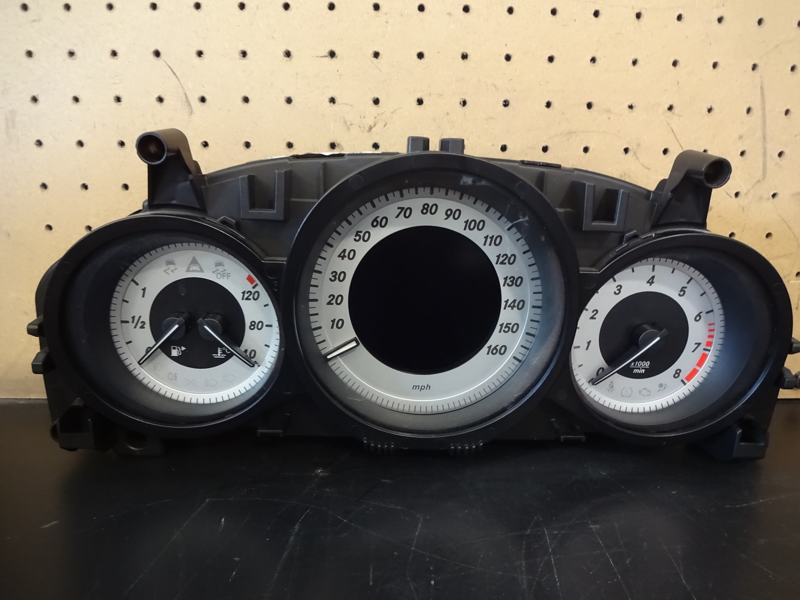 Pre-Owned 2014 Mercedes-Benz C-Class Speedometer Speedo Cluster 66K OEM ...
