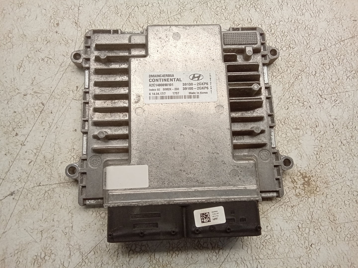 Pre-Owned 2018 Hyundai Santa Fe Electronic Control Module ECU ECM OEM ...