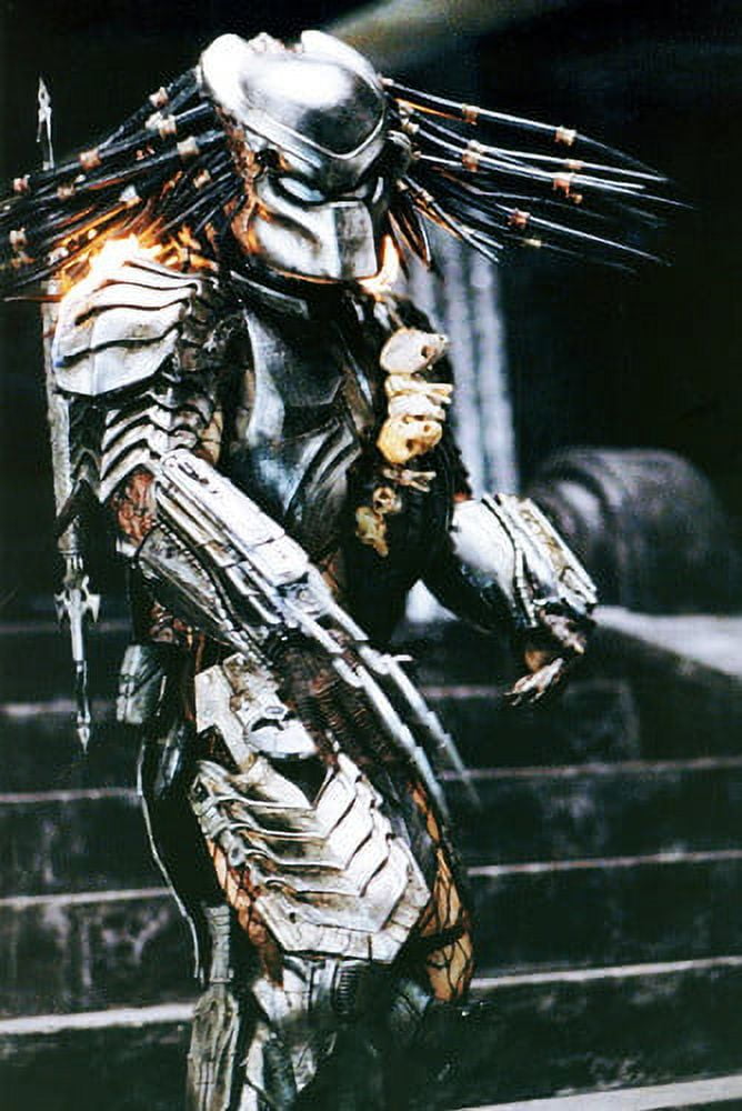 Predator 2 great image of the monster 24x36 Poster - Walmart.com