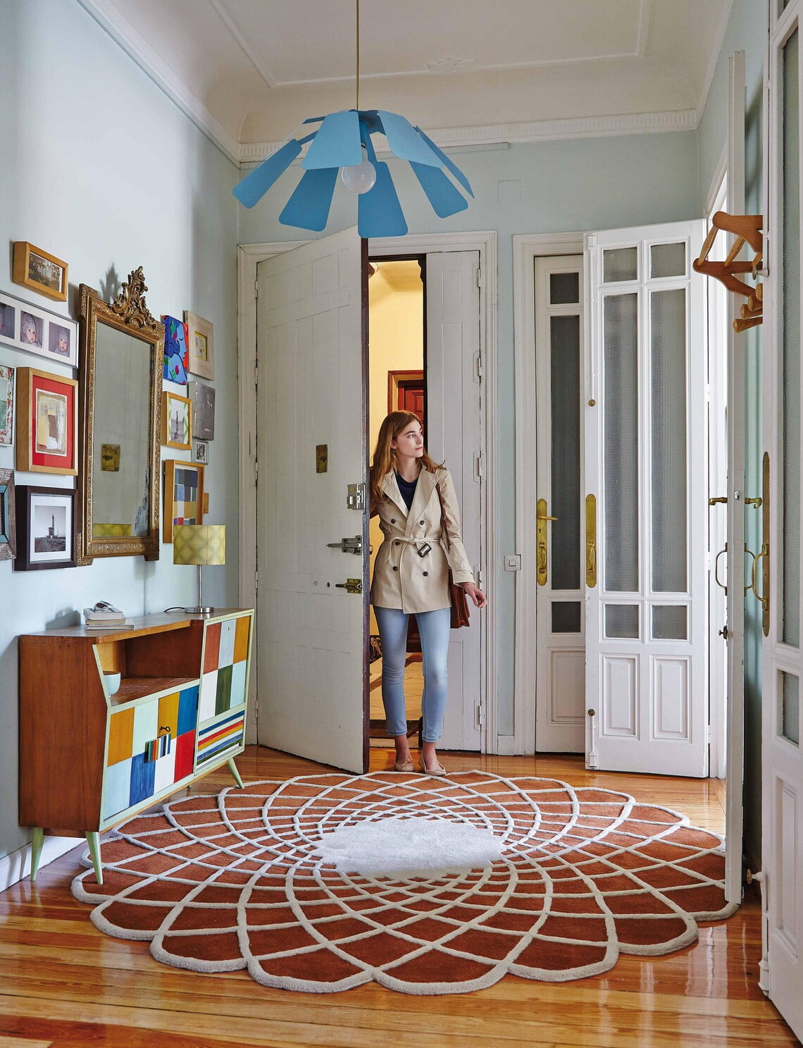 Premium Hand Tufted Rug with Geometrical Design made with High Quality ...
