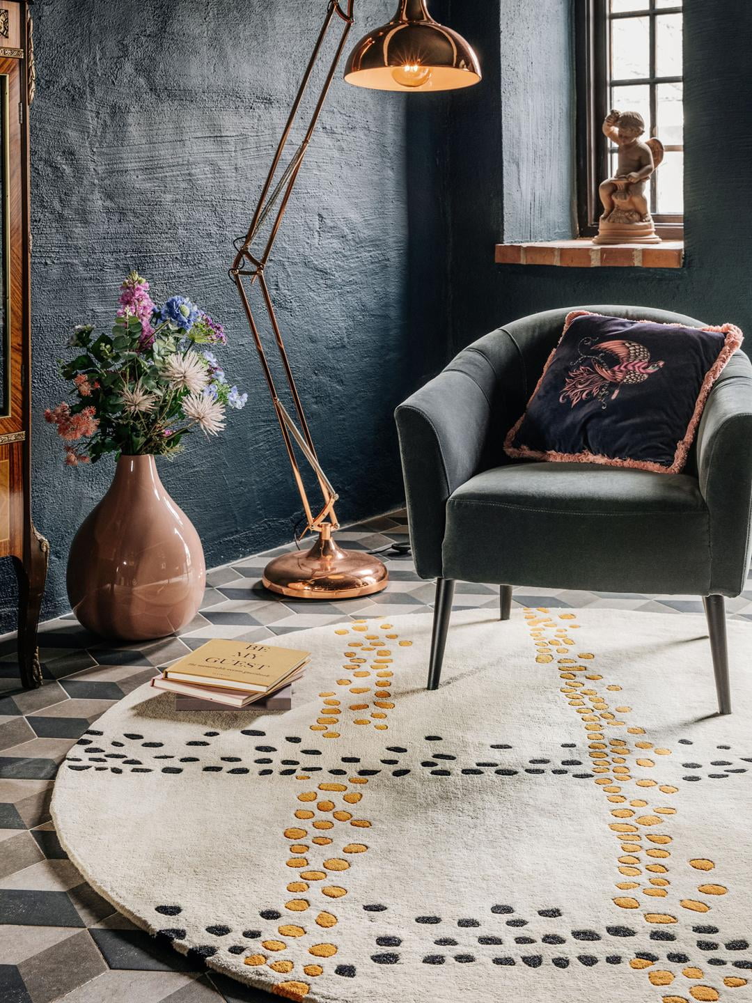 Premium Round Tufted Rug with Spotted Design made with Premium Wool ...