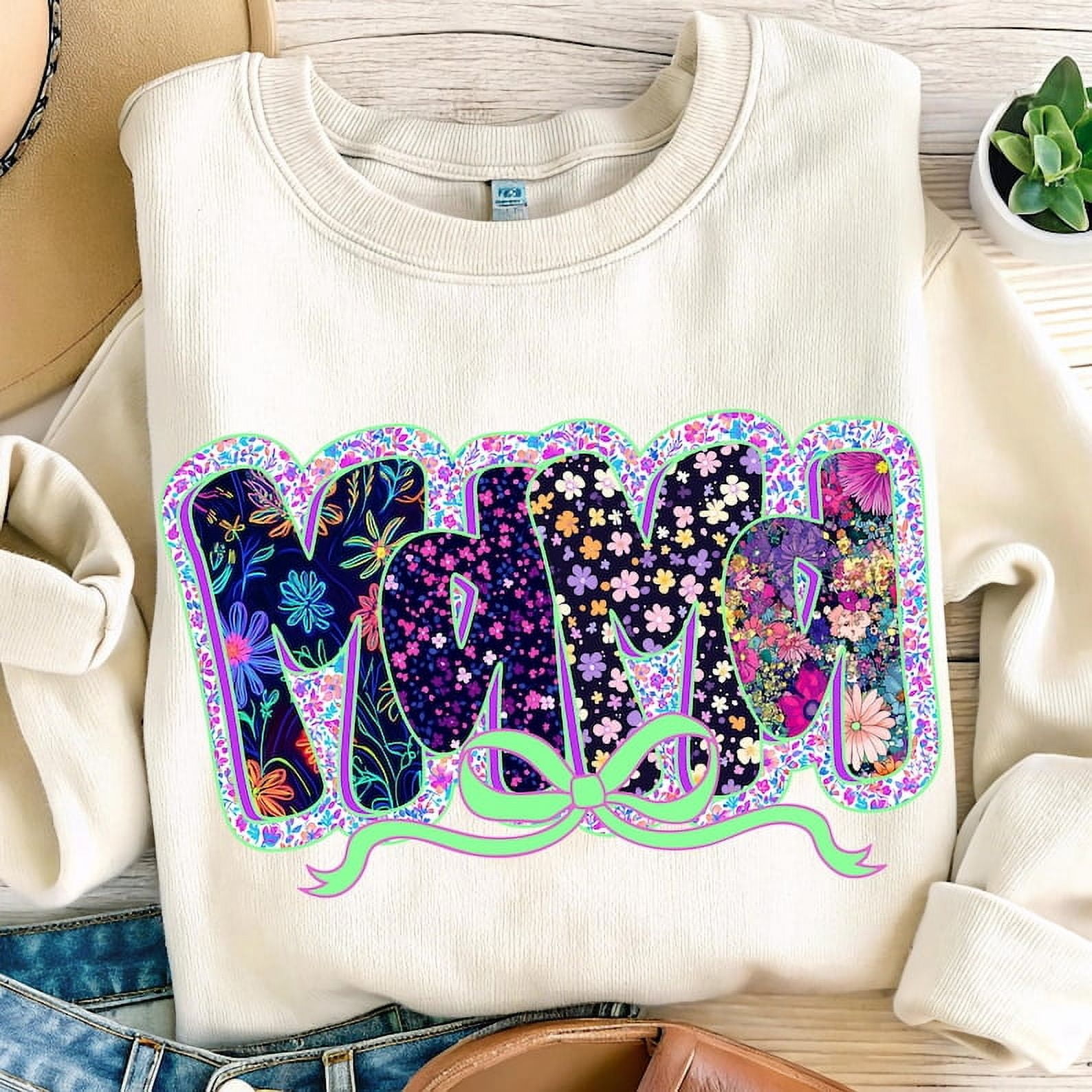 Preppy Floral Mama Sweatshirt, Retro Coquette Style Mom Shirt, Cute ...