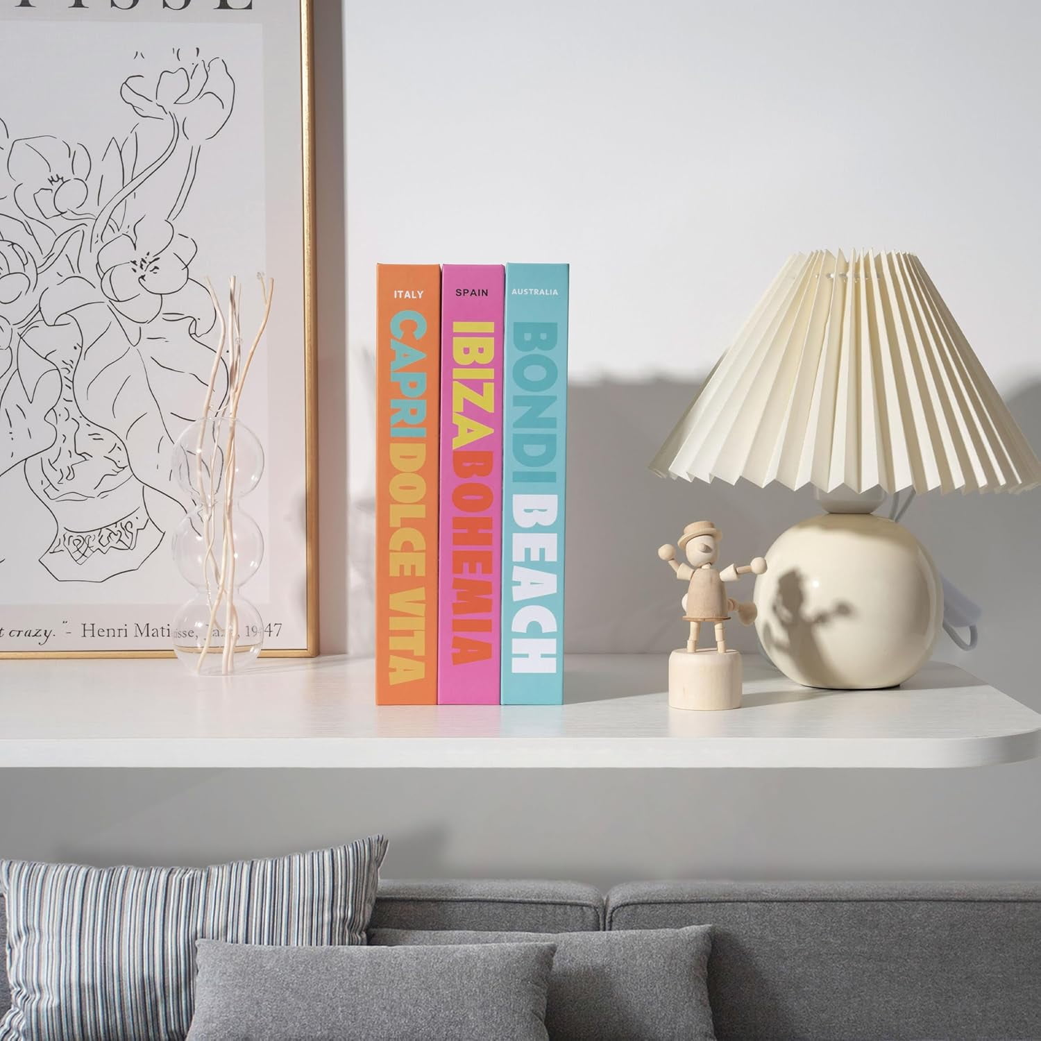Preppy Room Decor Aesthetic, Decorative Books, Coffee Table Books Decor ...