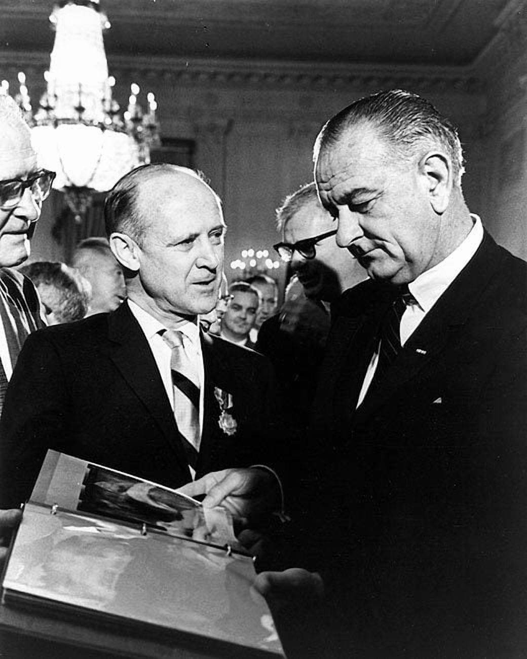 Pres. Lyndon Johnson & William Pickering - Style A - 20x30 Inch Glossy ...