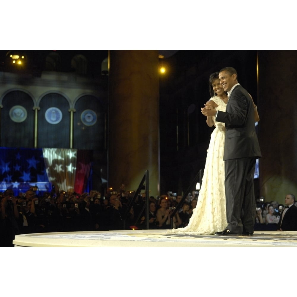President And Michelle Obama Dance At The Mid-Atlantic Ball. Jan. 20 ...