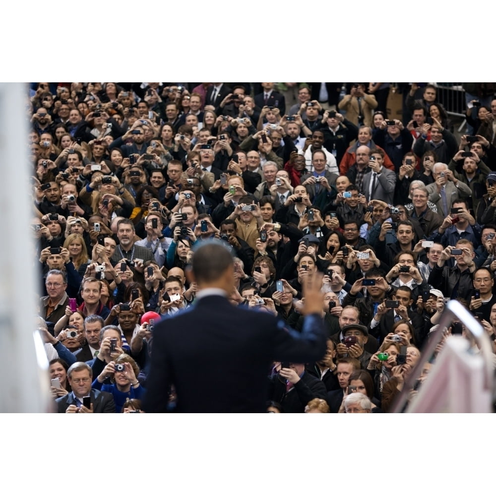 President Barack Obama Exits A 787 Dreamliner At Boeing-Everett ...