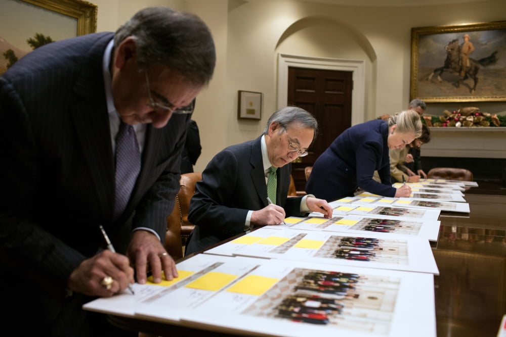 President Barack Obama Meets With Treasury Sec. Timothy Geithner In The ...