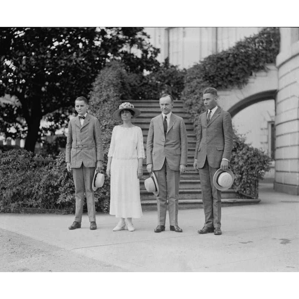 President Calvin Coolidge With His Wife And Two Sons Calvin Jr. (On ...