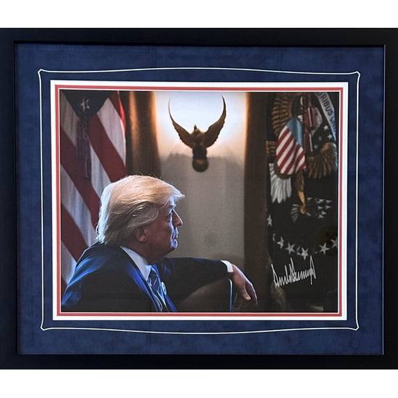 President Donald Trump Signed Autographed Framed 16x20 Photo Beckett ...