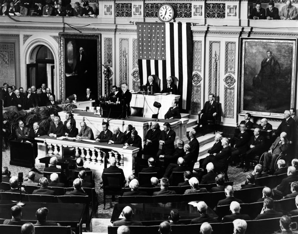 President Franklin Roosevelt Delivering His 1935 State Of The Union ...