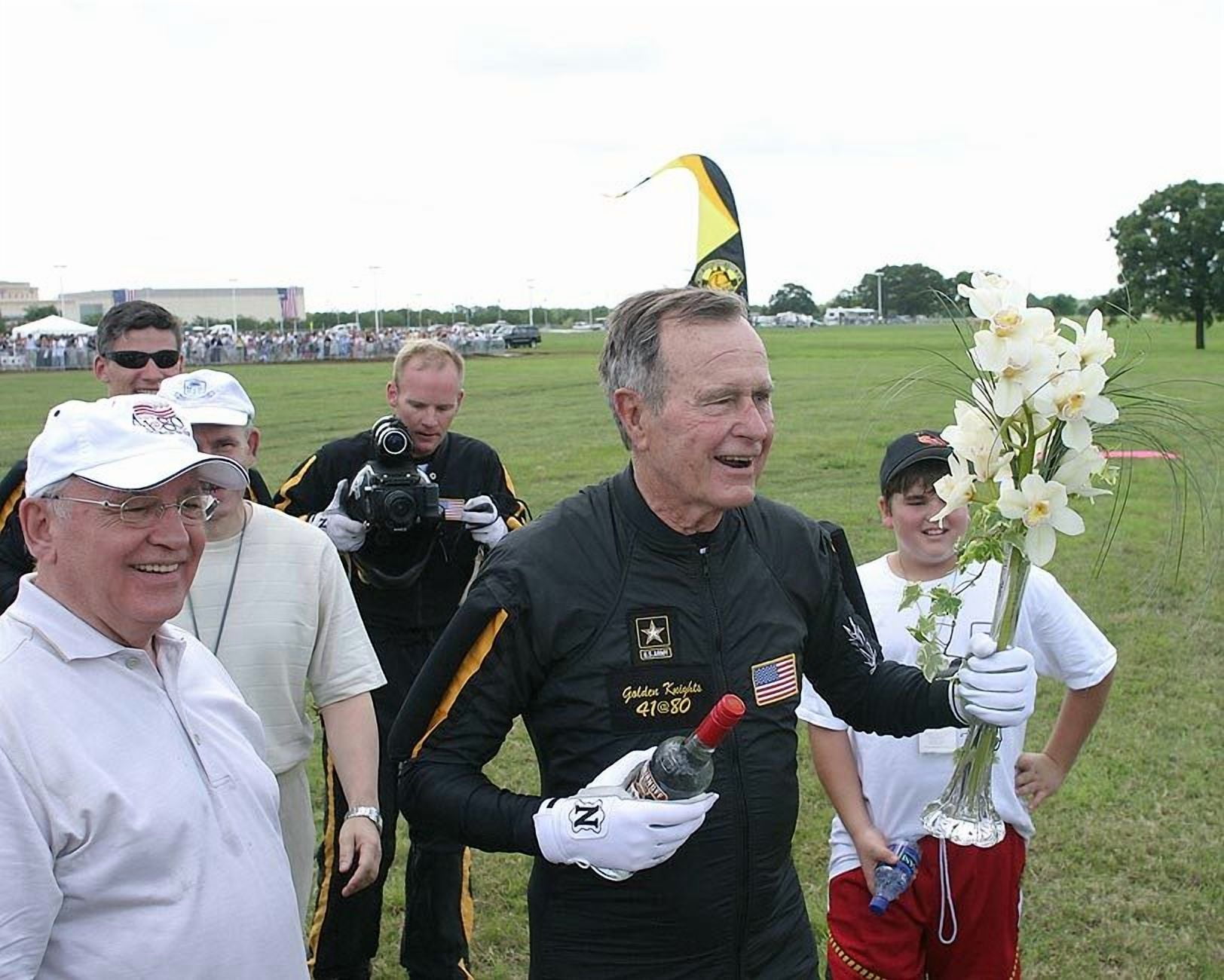 President George Bush & Mikhail Gorbachev - 24x36 Inch Laminated Poster ...