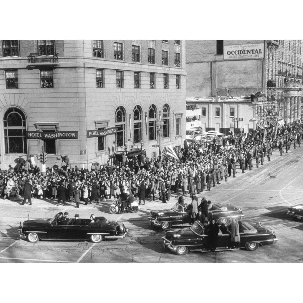 President John Kennedy And First Lady Jacqueline Kennedy In Lead Car Of ...