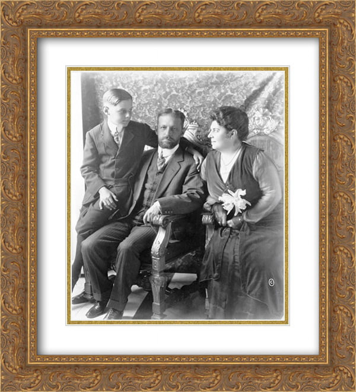 President Mario Menocal, of Cuba, full-length portrait, seated, facing ...