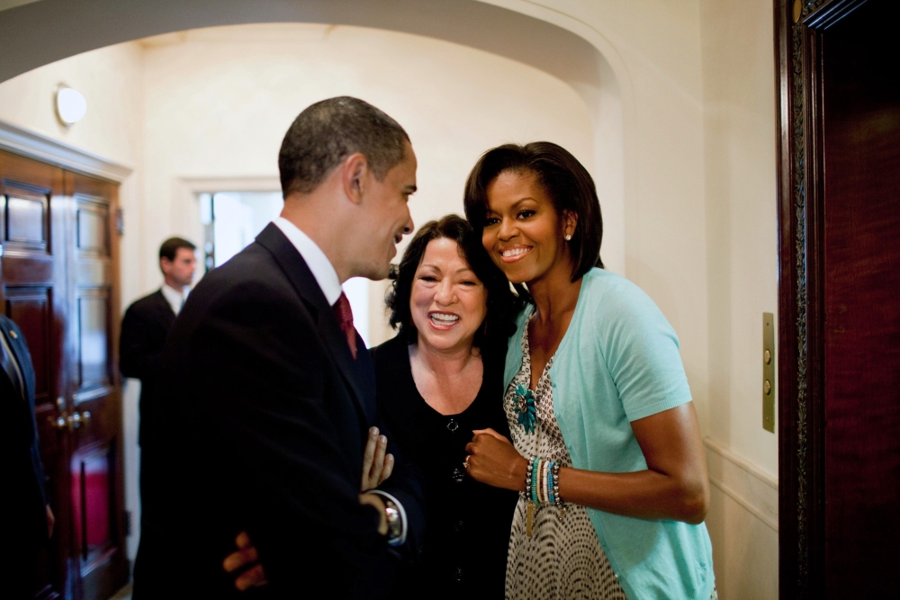 President And Michelle Obama With Justice Sonia Sotomayor Before A ...
