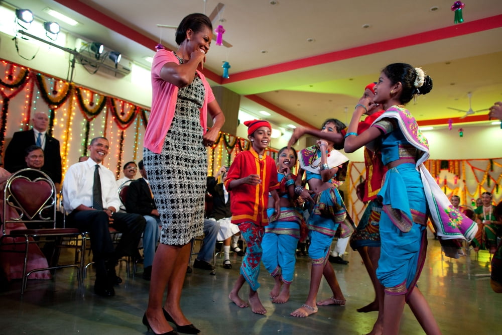President Obama Watches The First Lady Dances With Students At Holy ...