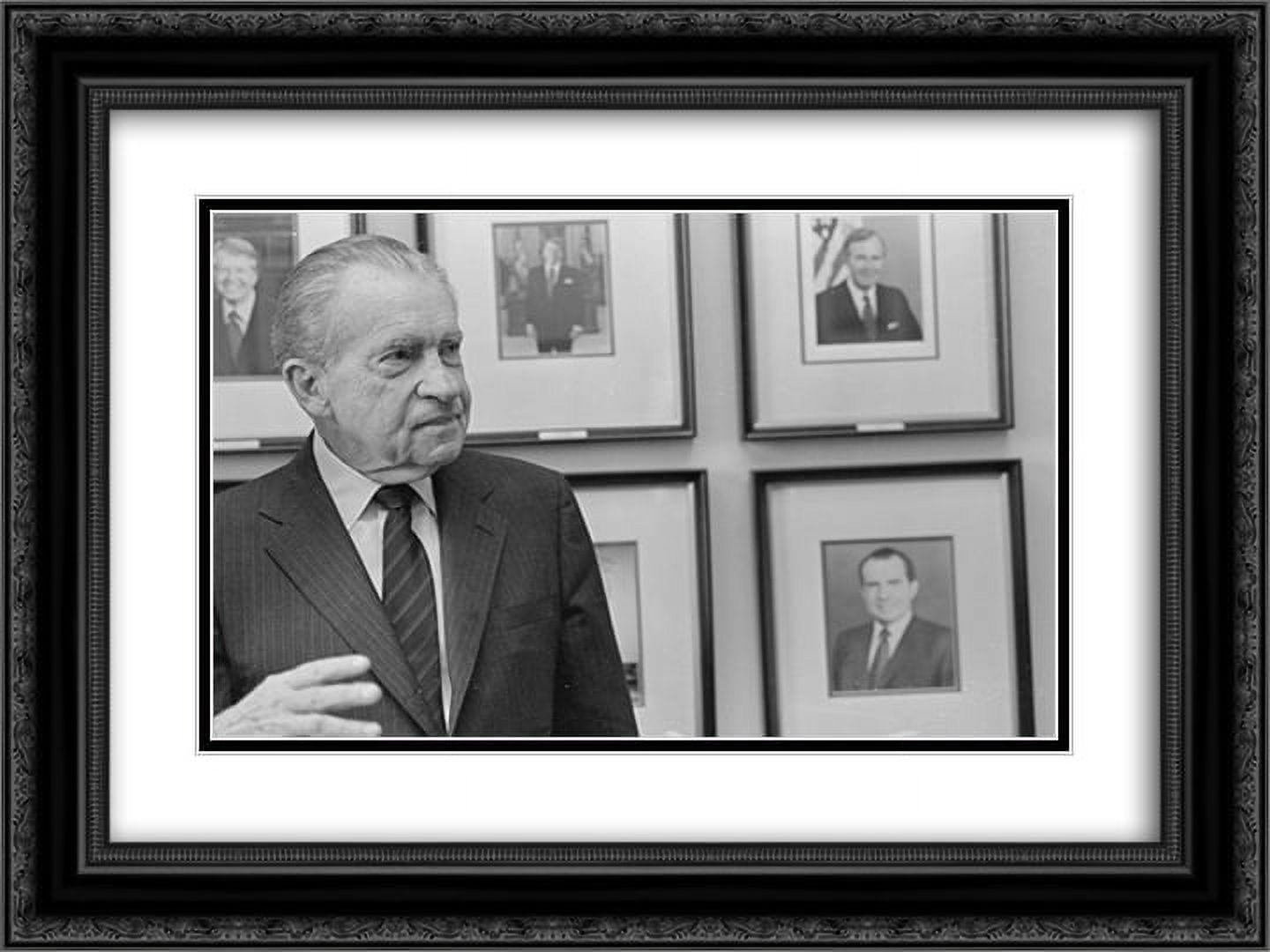 President Richard Nixon, head-and-shoulders portrait, facing right ...