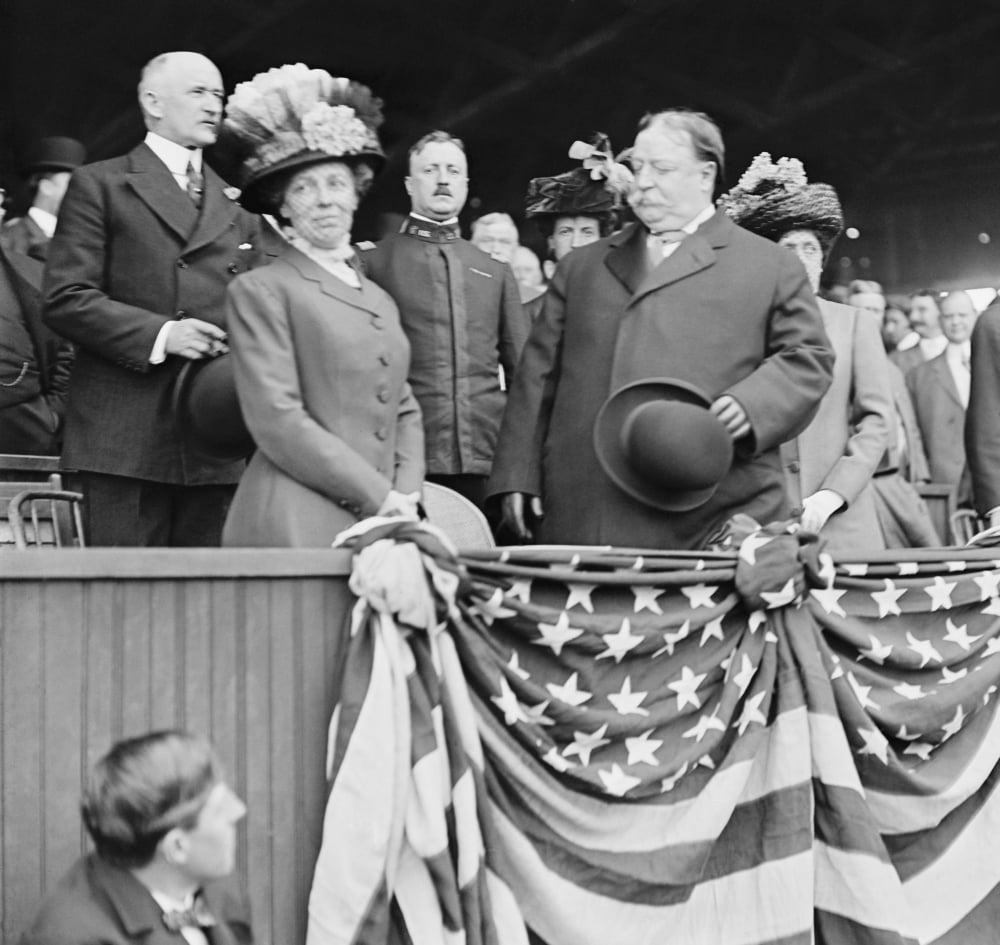 President William Howard Taft And First Lady Helen Taft At A 1910 ...