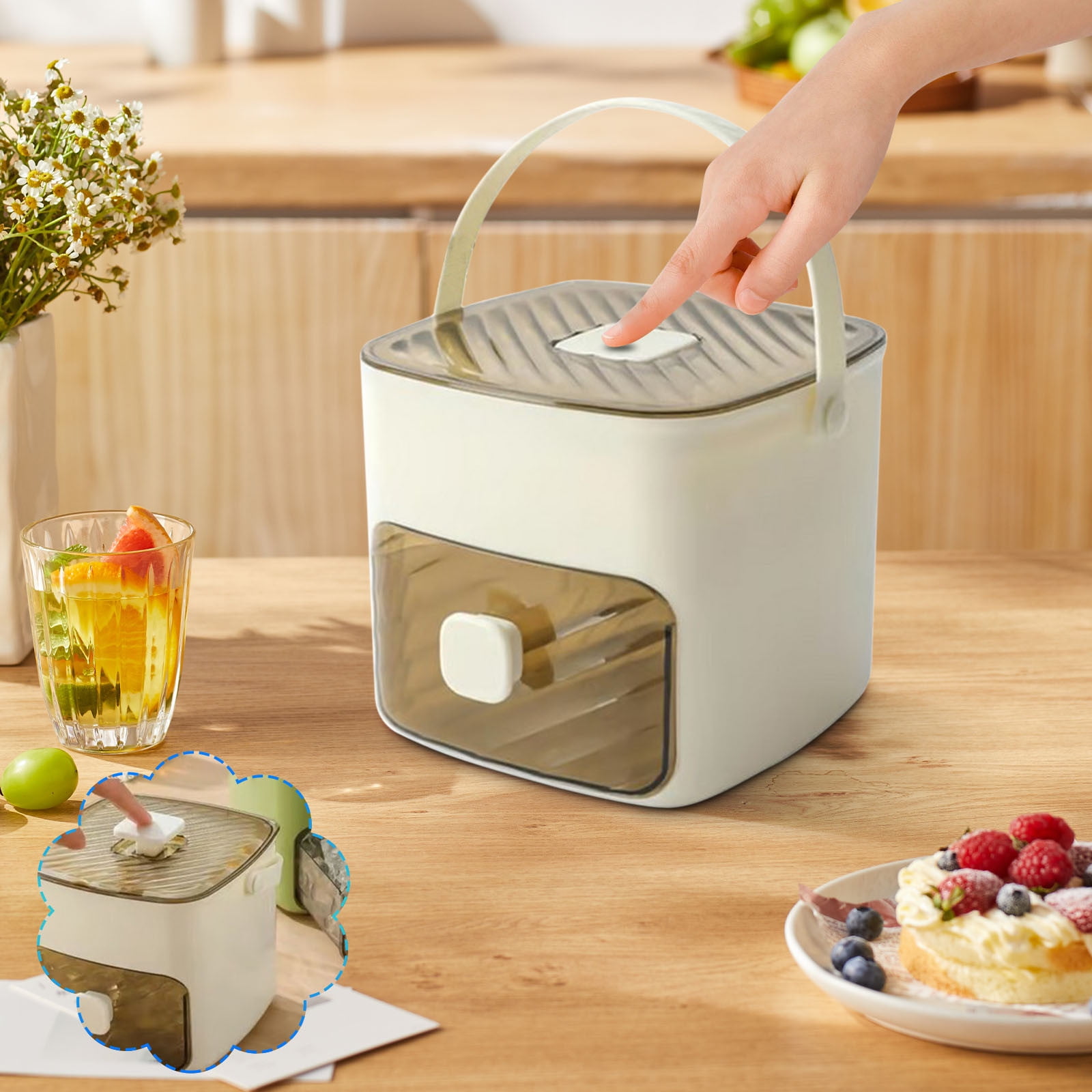 Press-Release Ice Cube Tray Maker - Portable Silicone Mold Container ...