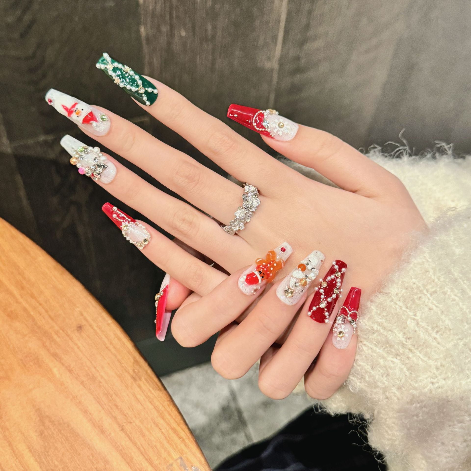 Press on Nails Medium Coffin Winter Wonderland Glam Snowman Red ...