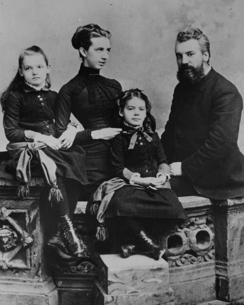 Print: Alexander Graham Bell With His Wife Mabel And Daughters Elsie ...